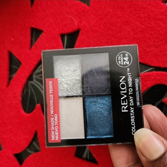 Revlon | Makeup | New Revlon Bold Eye Palette With Blue And Black ...